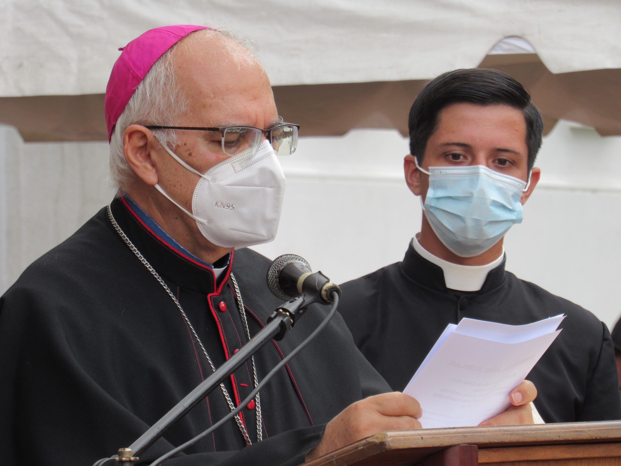 “Urgidos de buenas noticias”: Mons. Mario Moronta en la Misa Pontifical ...